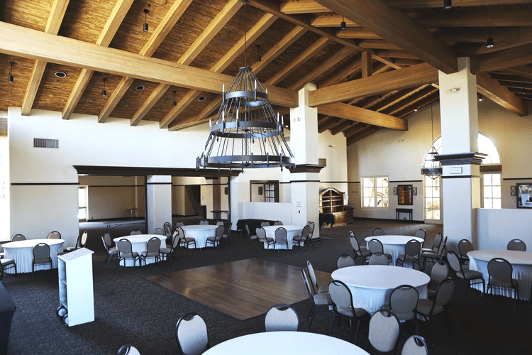 Menifee Lakes Country Club | Book Your Golf Experience Today