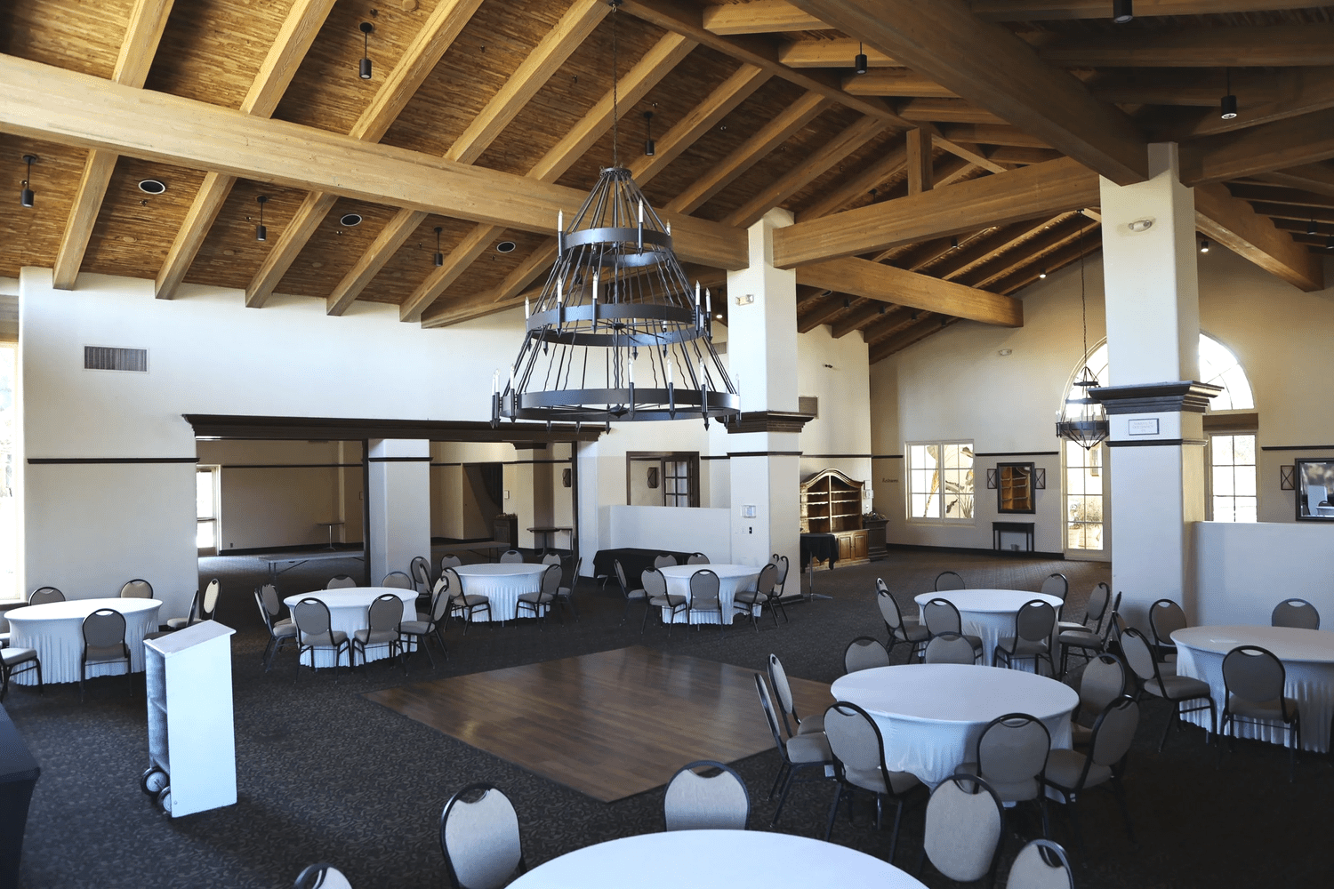 Menifee Lakes Country Club | Book Your Golf Experience Today