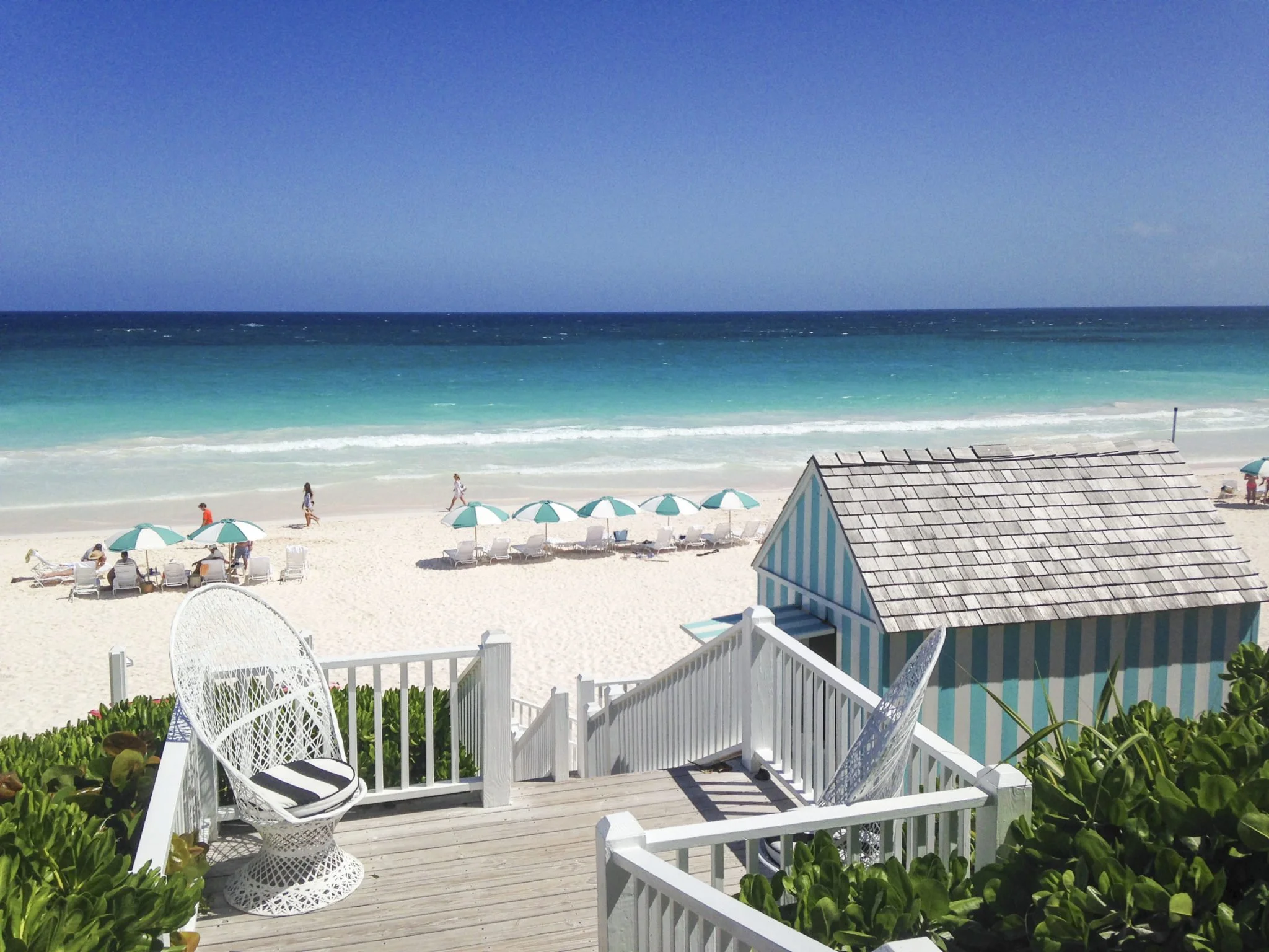 Moving to the Bahamas? Which Island: The Exumas vs Harbour Island vs ...