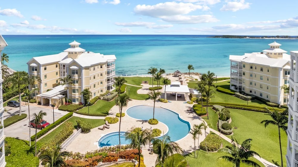 Moving to the Bahamas? Which Island: The Exumas vs Harbour Island vs ...