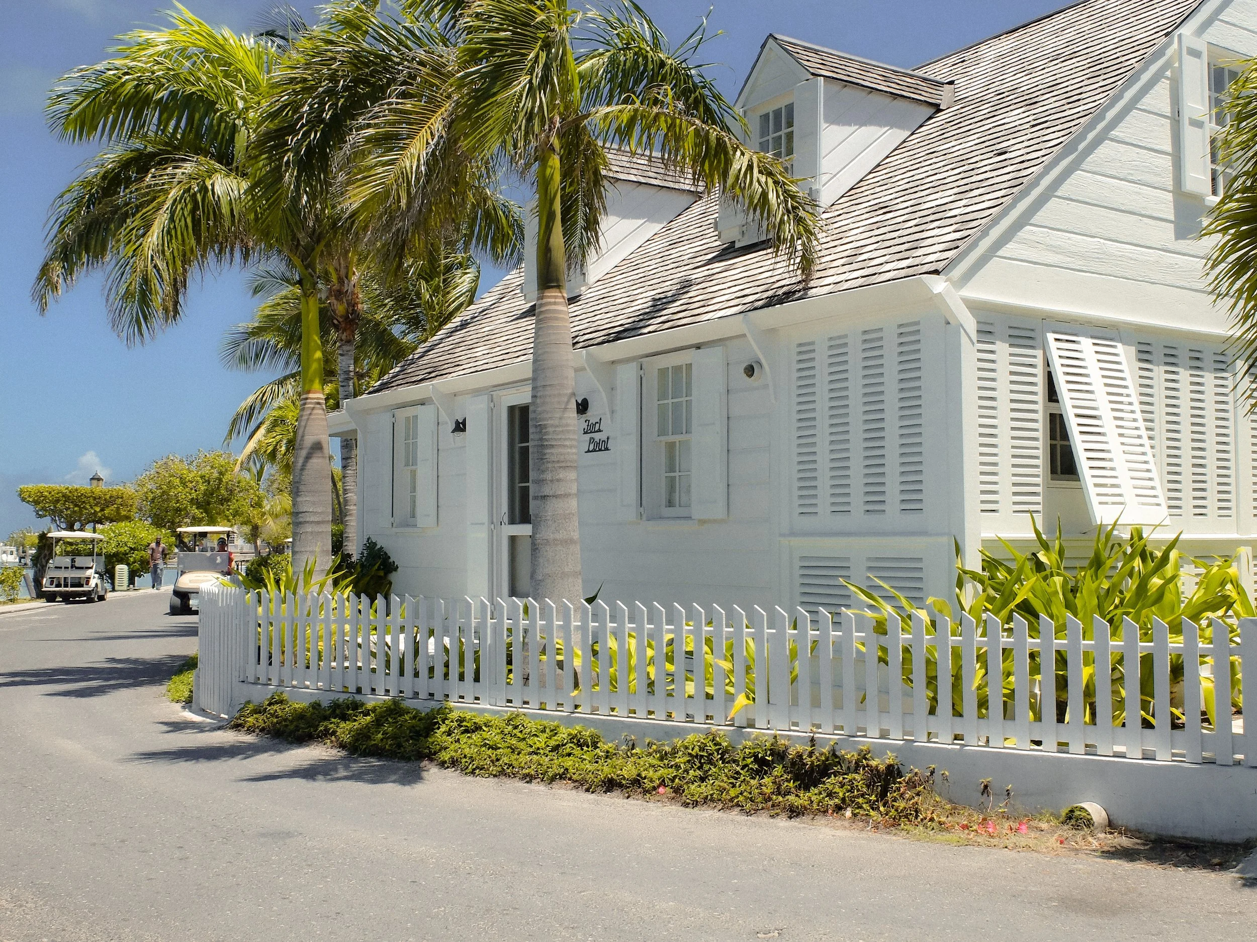 Moving to the Bahamas? Which Island: The Exumas vs Harbour Island vs ...