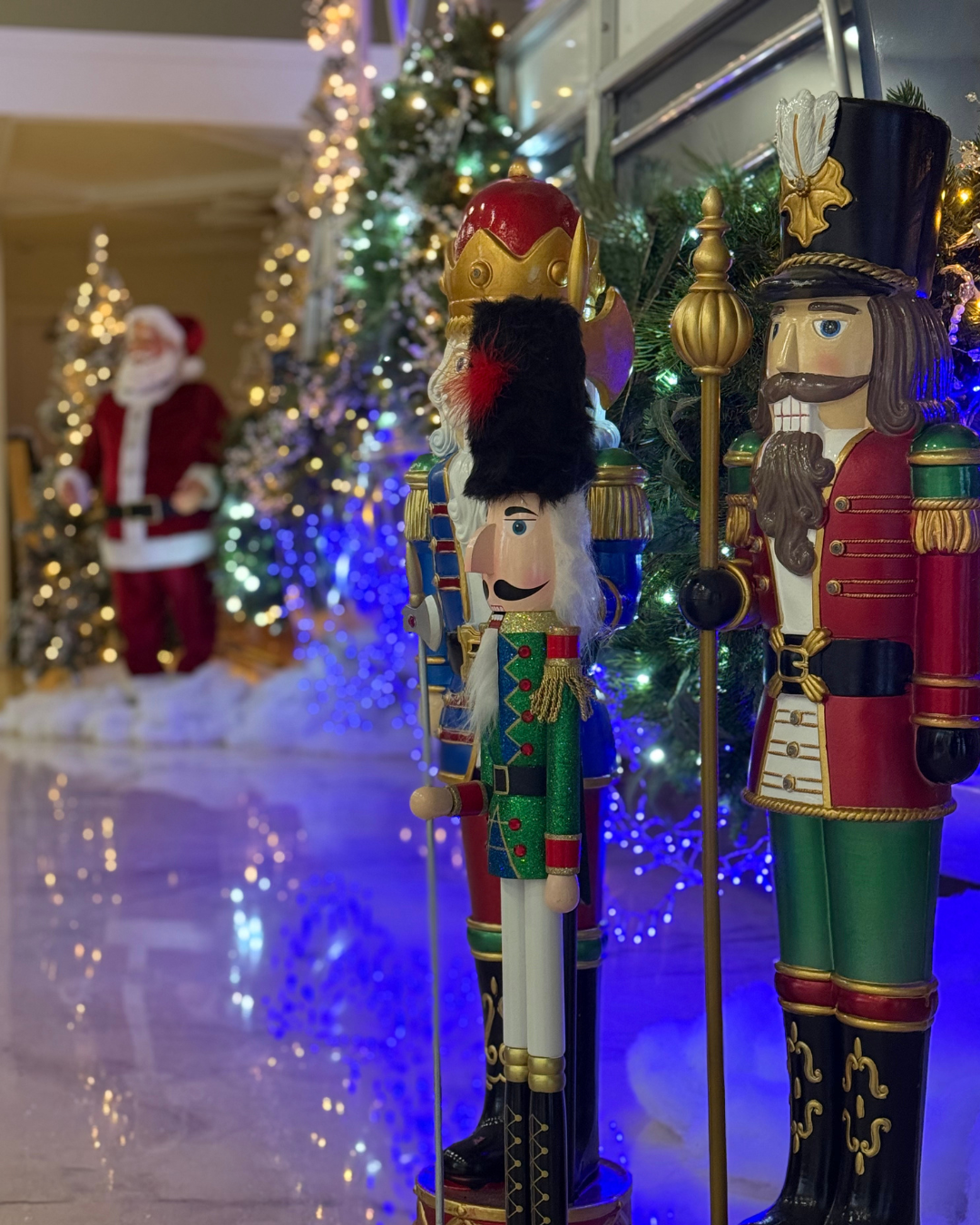 Captain Santa