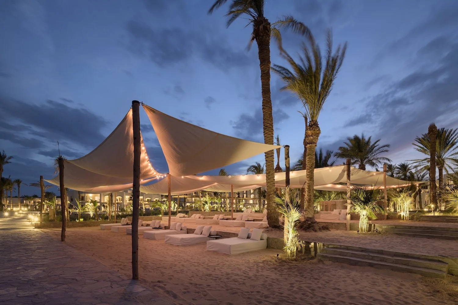 Nur Beach Club — Serry Beach Resort