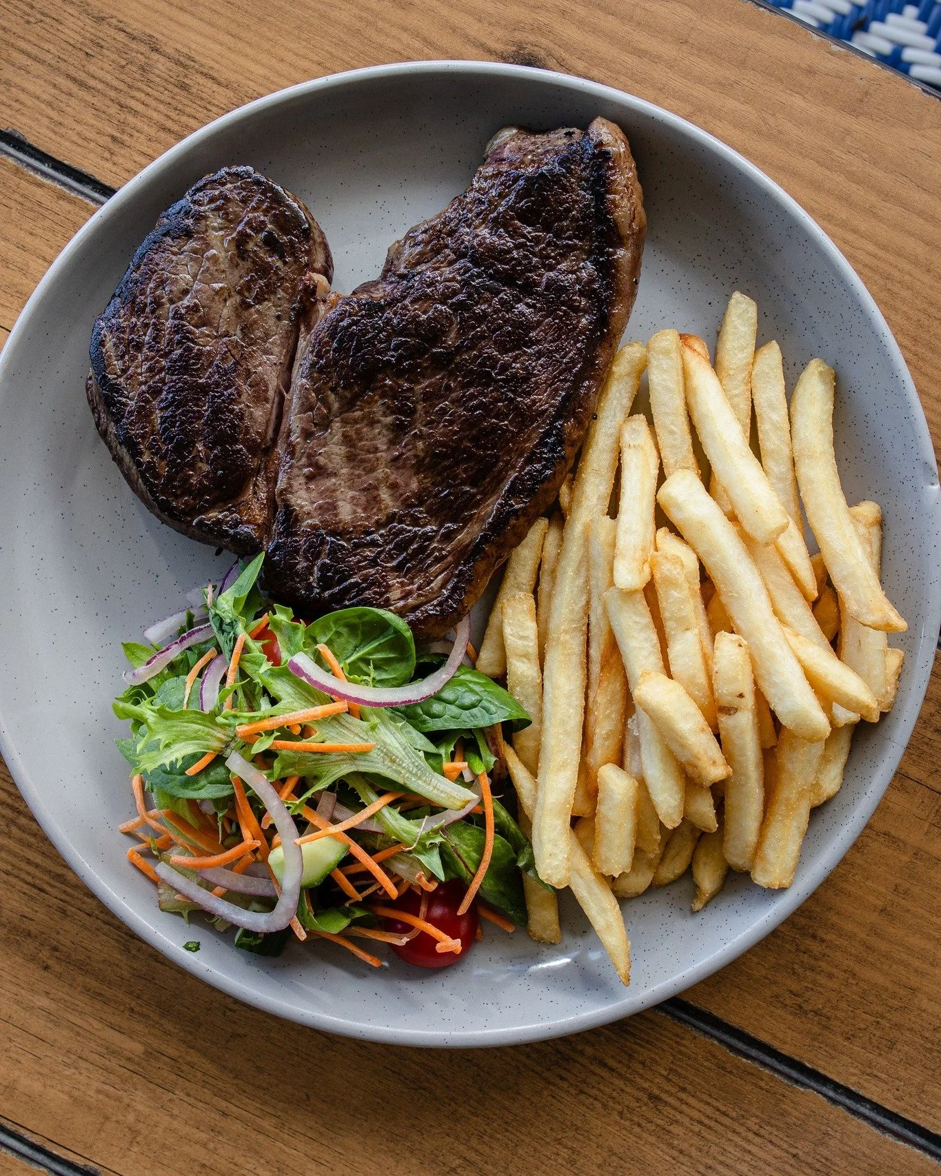 Discover Wynnum’s best beaches, cafés, and boutique shopping — Ash's ...