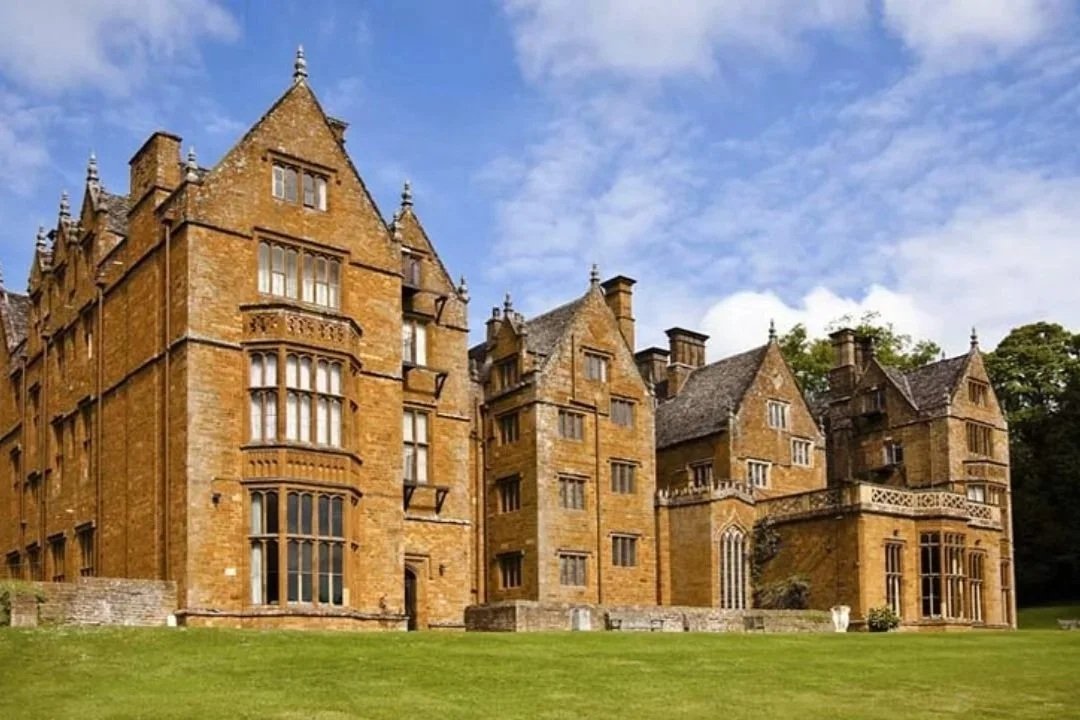 Wroxton College | Explore and Enroll Today