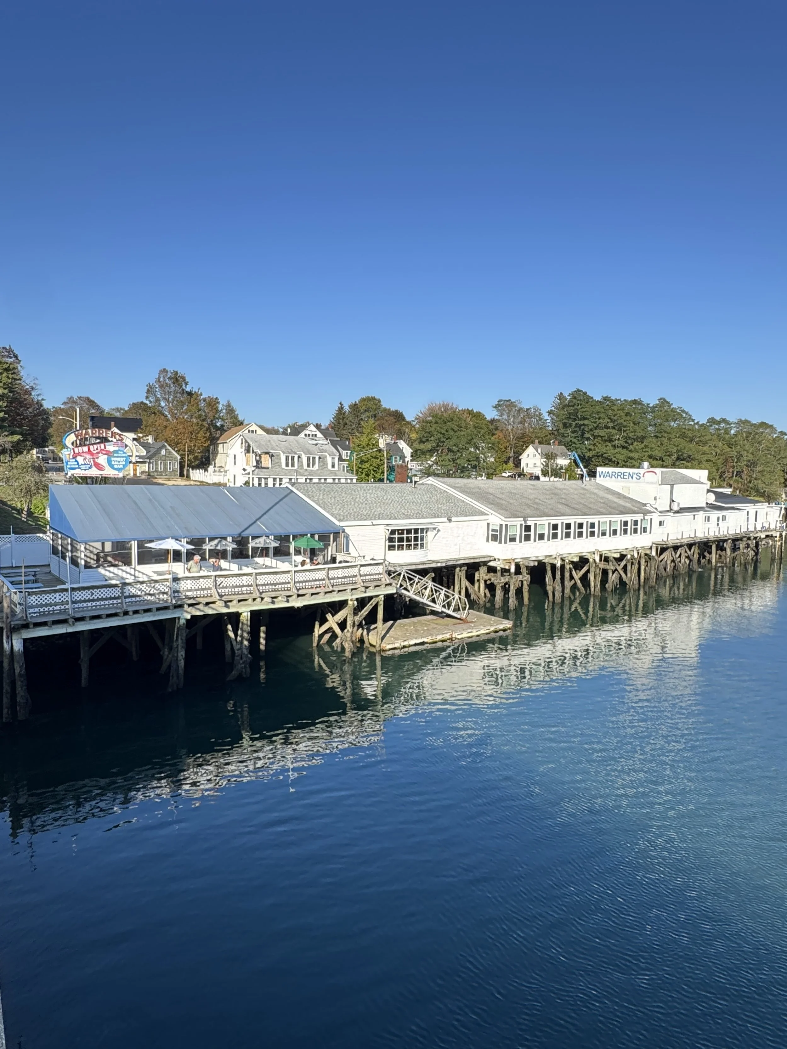 Warren's Seafood & More | Experience Fresh Seafood – Join Us Today