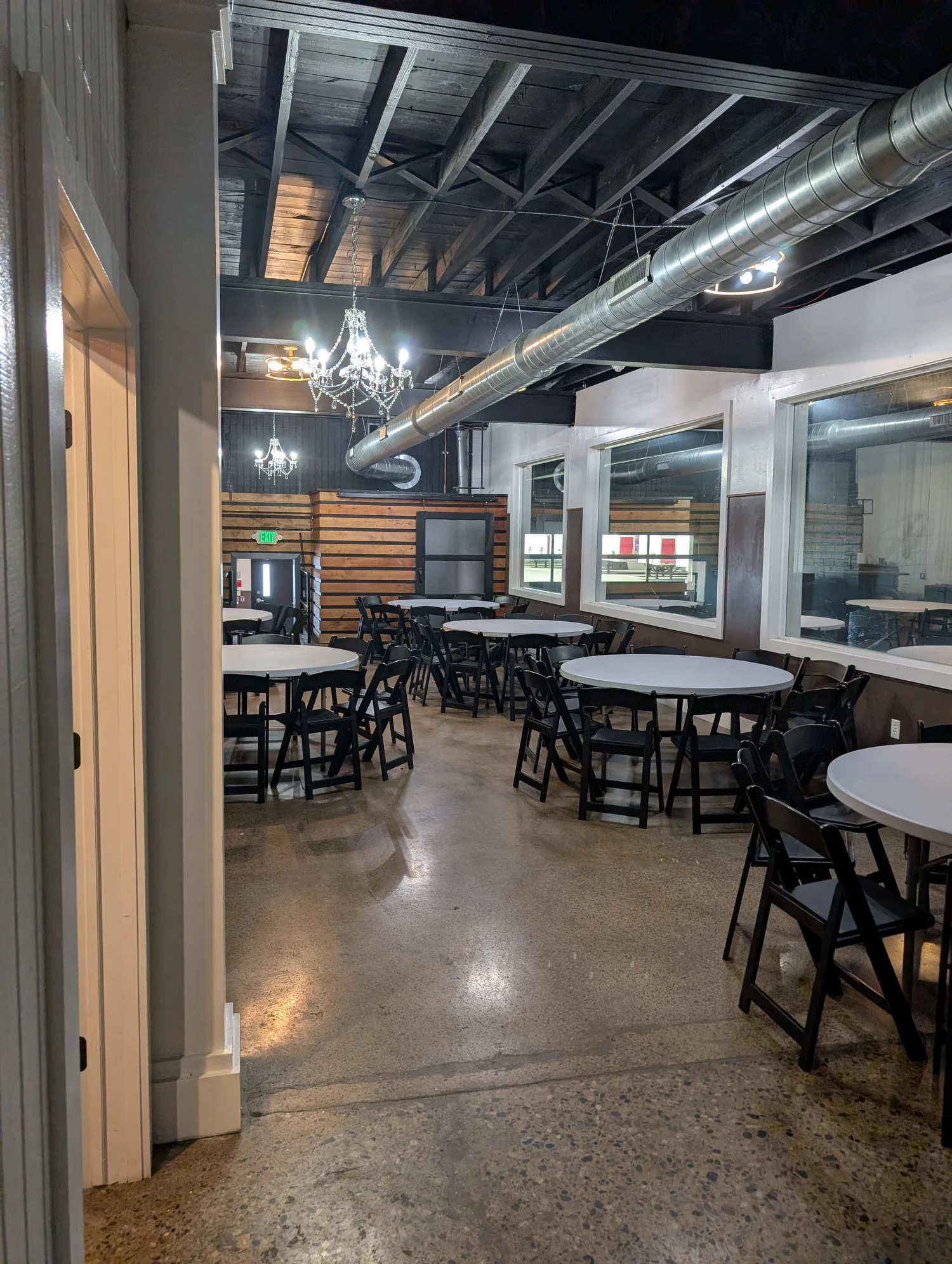 The Compound: Papi's Pizza & Brixton BBQ | Enjoy Delicious Food - Order Now