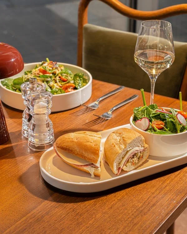 Georgie's Place | Downtown Midland Restaurant