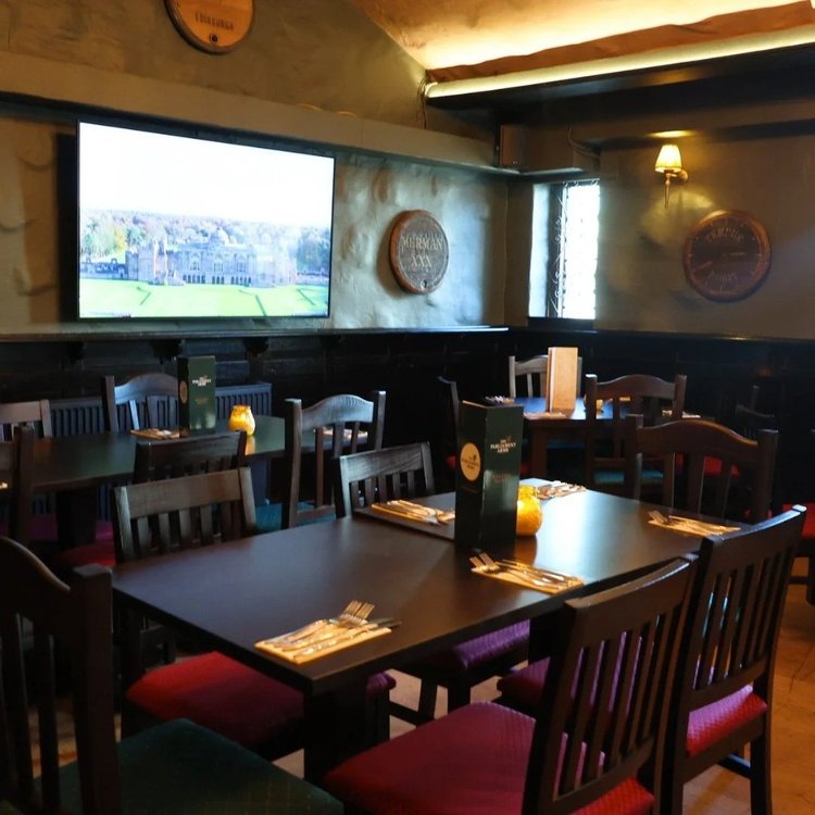 - The Parliament Arms - Scottish Pub and Kitchen in Edinburgh's Royal Mile
