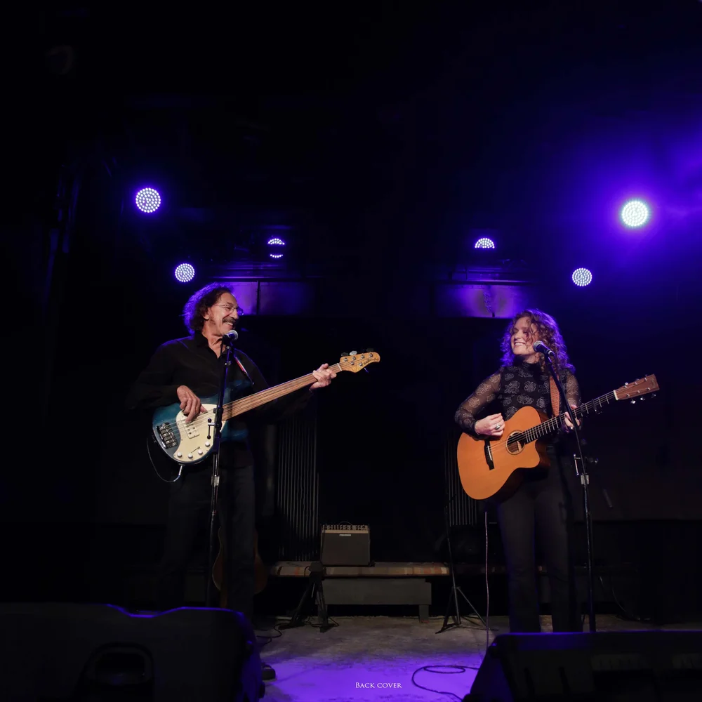 ALICE HOWE & FREEBO