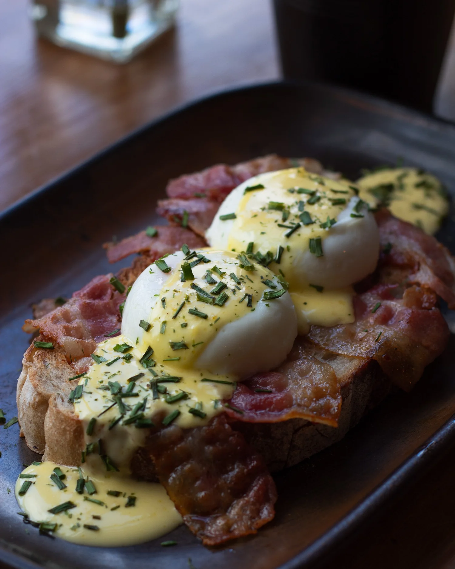 elm row | eat. drink. relax.