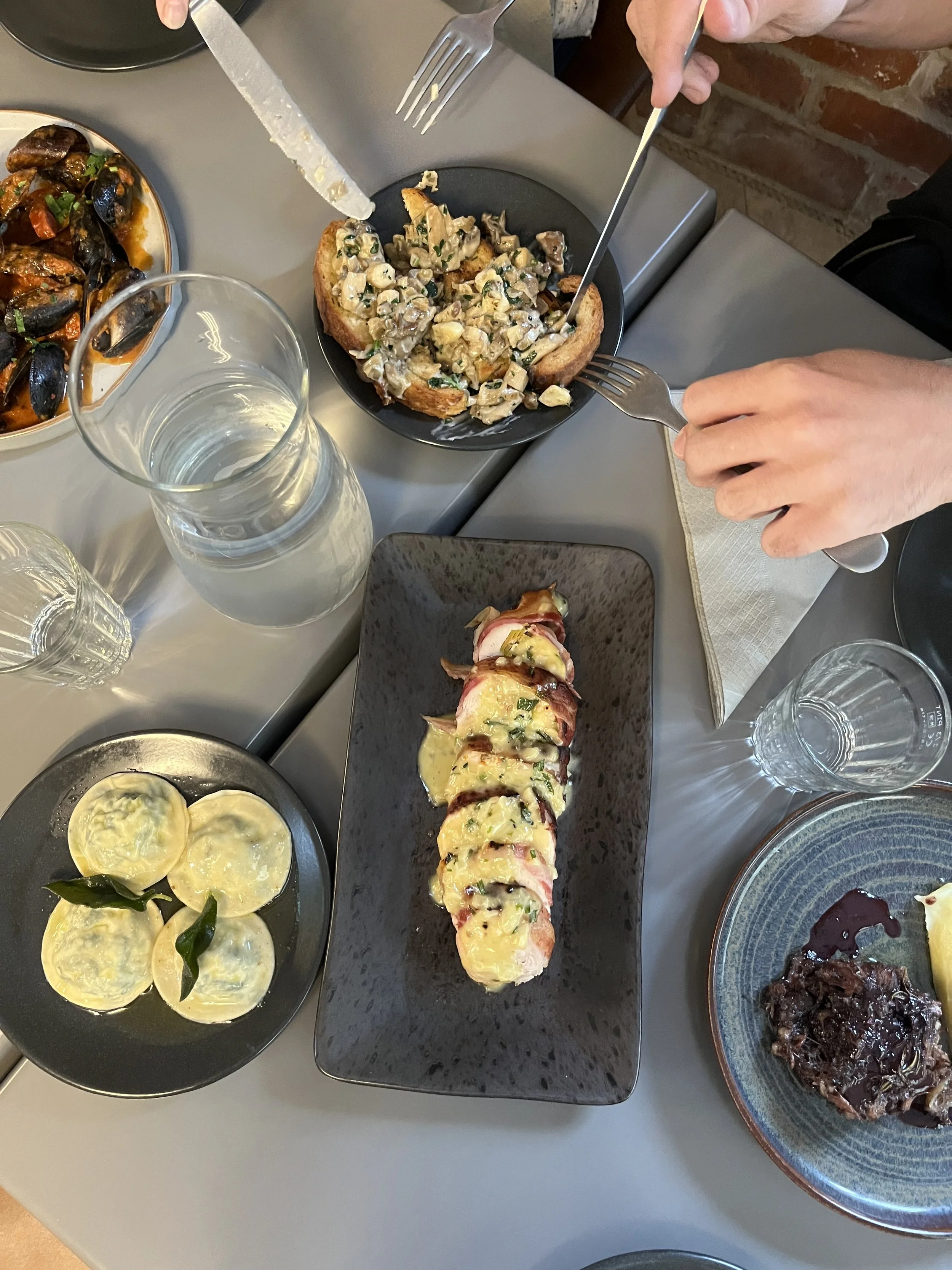 Nowhere Kitchen and Brewery