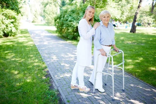 The Differences Between Normal Aging Related Memory Loss and Dementia ...
