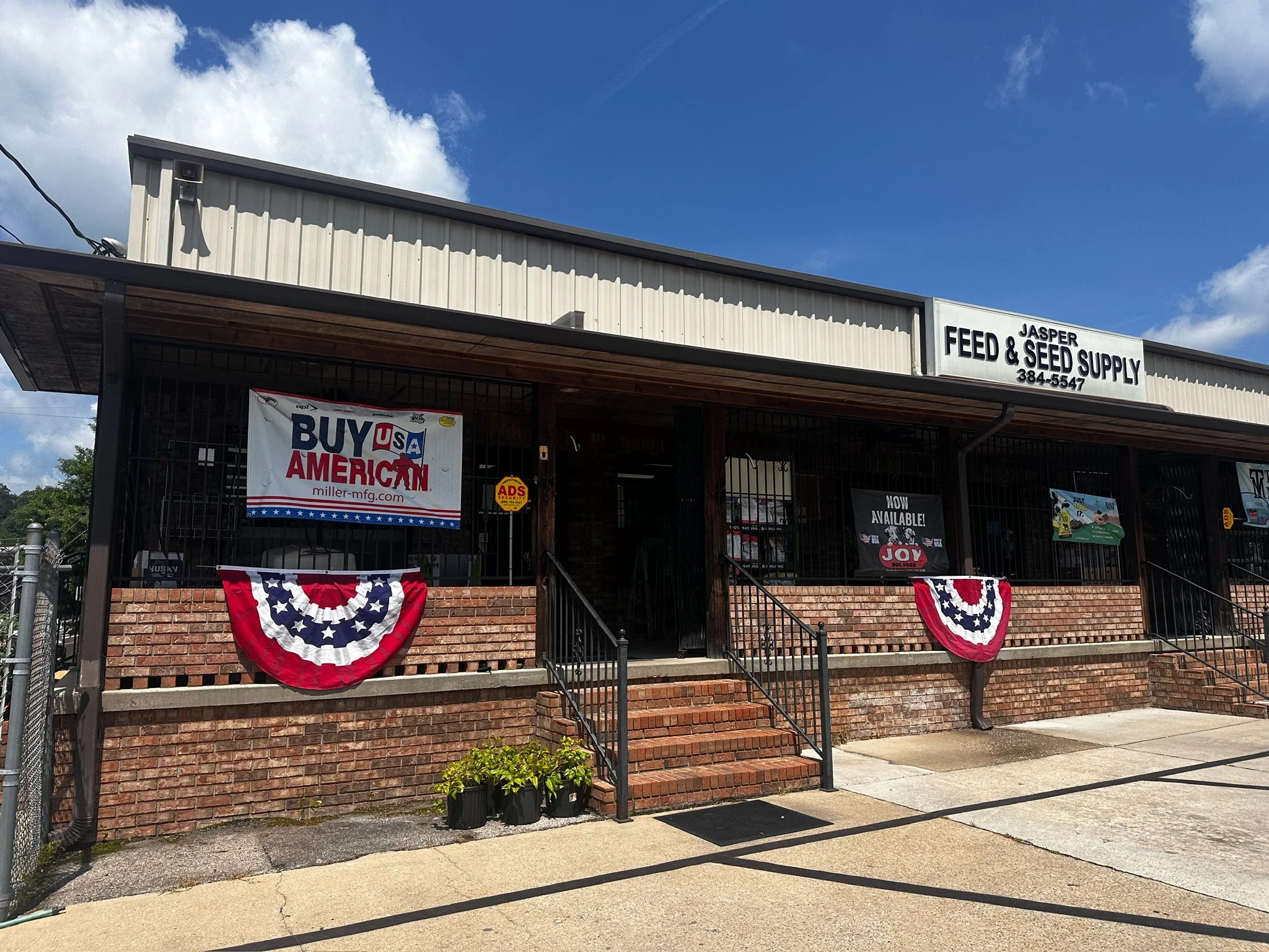 Feed Store in Jasper, AL | Jasper Feed and Seed