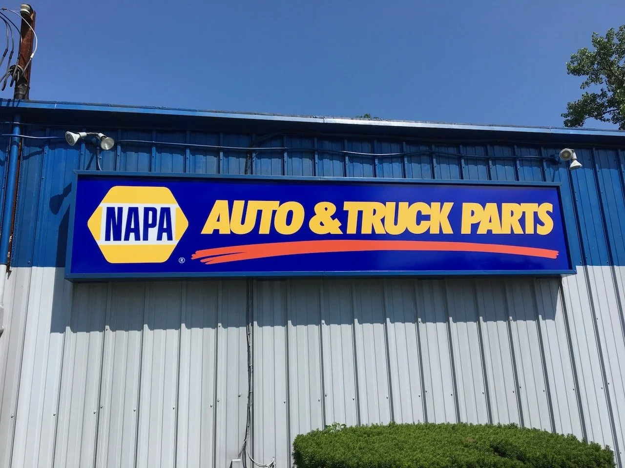 Connecticut Signcraft Inc. - Manufacturers of Distinctive Signs
