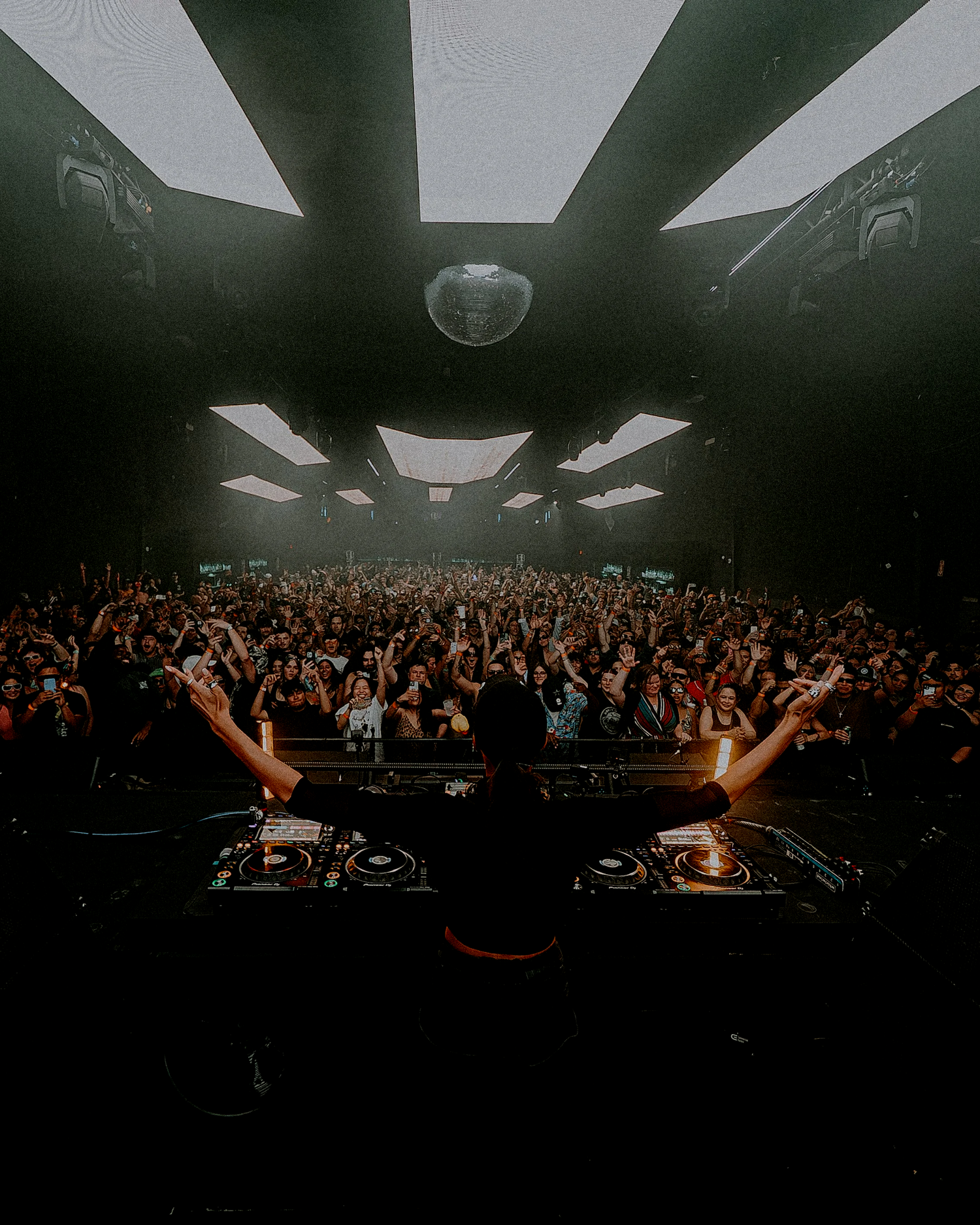 LINSKA — Official Site