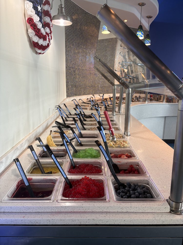 Fro Yo Cafe Aberdeen & Manalapan | Self-Serve Frozen Yogurt